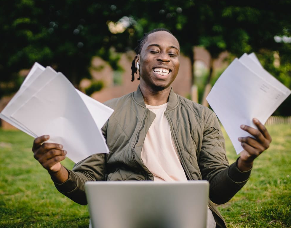 Essay Writing Service Reviews: Top 15 Best Paper Writing Outlets